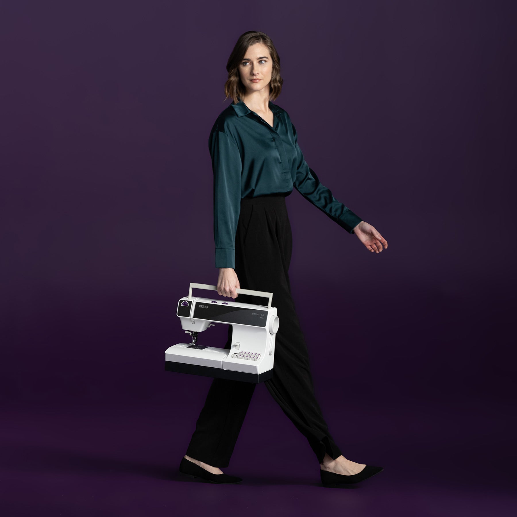 PFAFF select 4.2 Sewing Machine – Fashion Fabrics LLC